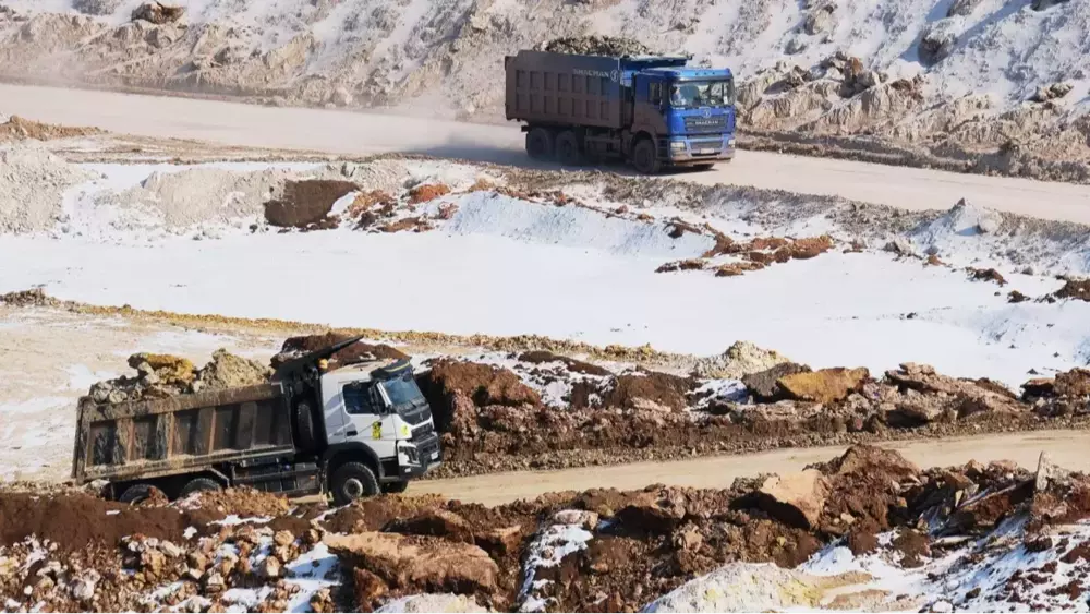 АНУ УКРАИН ГАЗРЫН ХОВОР ЭЛЕМЕНТИЙН САЛБАРТ ХАМТРАН АЖИЛЛАХААР БОЛОВ